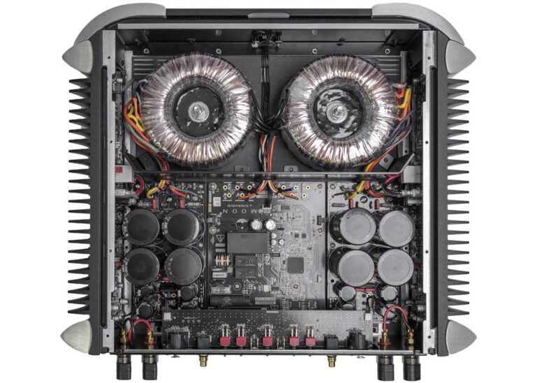 MOON by Simaudio North 791 and 761 - hi-fi+