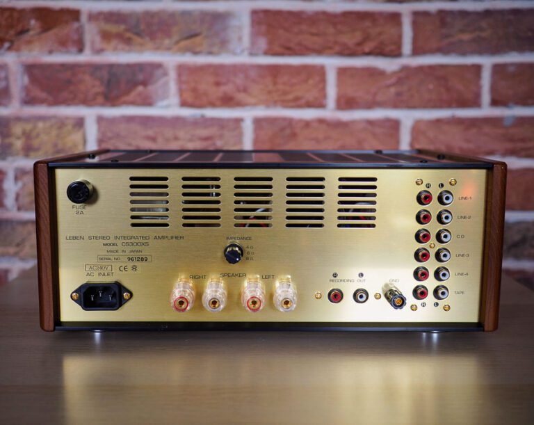 Leben CS300XS integrated amplifier - hi-fi+
