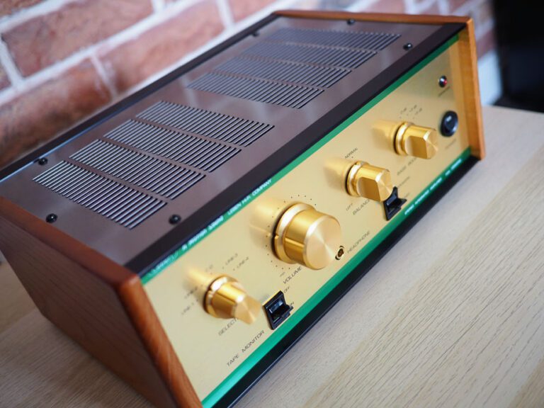 Leben CS300XS integrated amplifier - hi-fi+