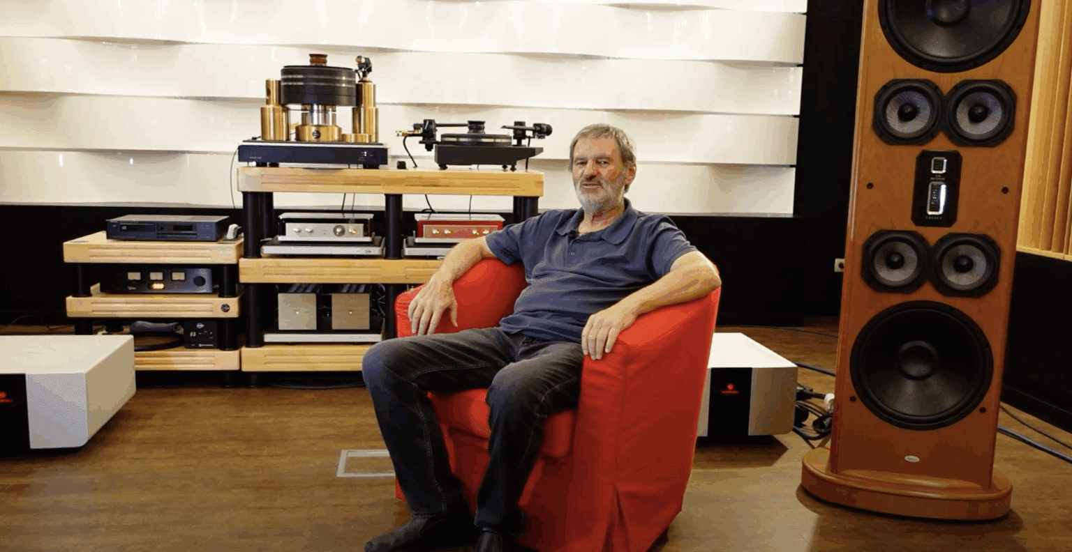 HIFONIX HI-FI STORE RESTYLED - hi-fi+