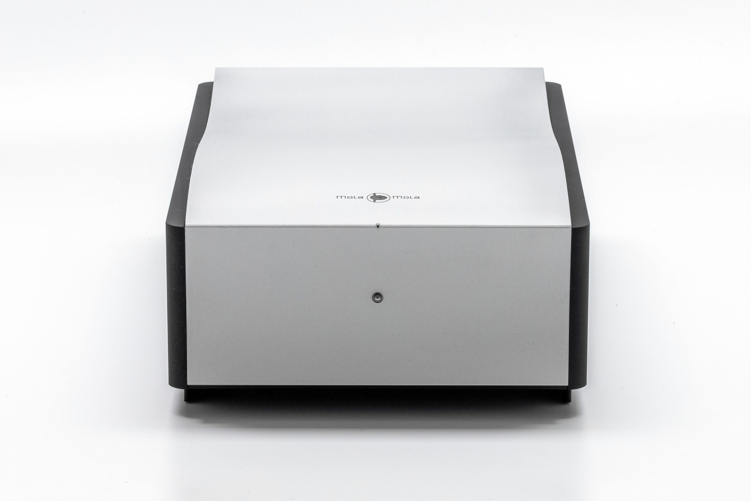 SDD INTROS THE OSSETRA MONO POWER AMP - hi-fi+